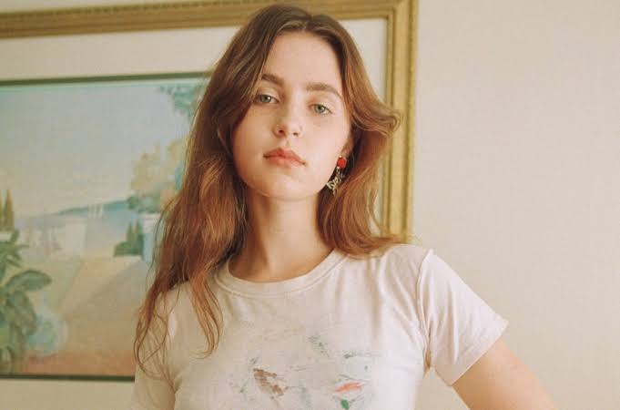 Alt-Pop Queen Clario – VENTS MAGAZINE